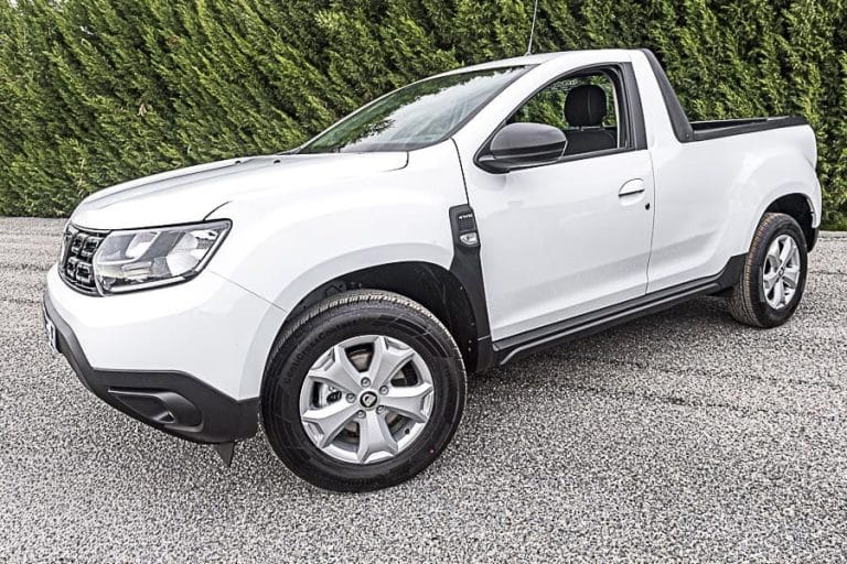 Dacia Duster pick-up 4x4 : prix, charge utile & fiche 2026